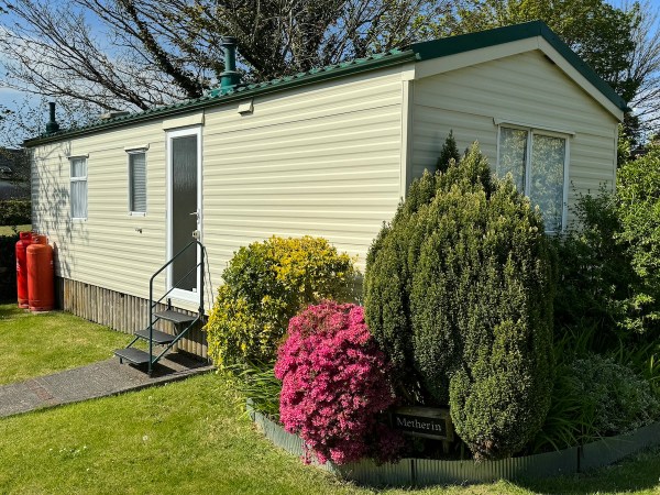 Two-bedroom caravans – Rivermead Holidays